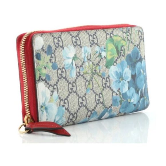 Gucci | Bags | Gucci Blooms Gg Supreme Brown Canvas Wallet Blossoms ...